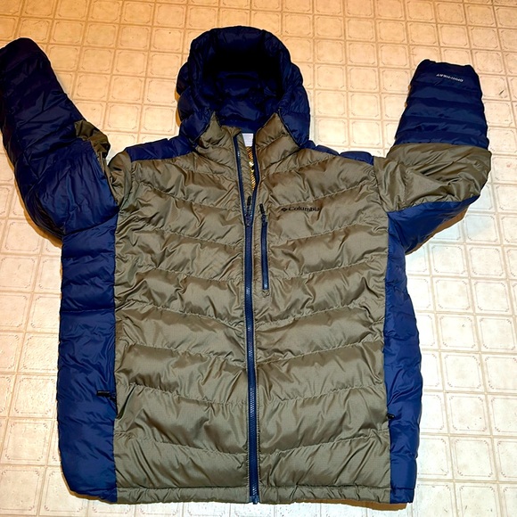 Columbia | Jackets & Coats | Mens Labyrinth Loop Insulated Hooded ...
